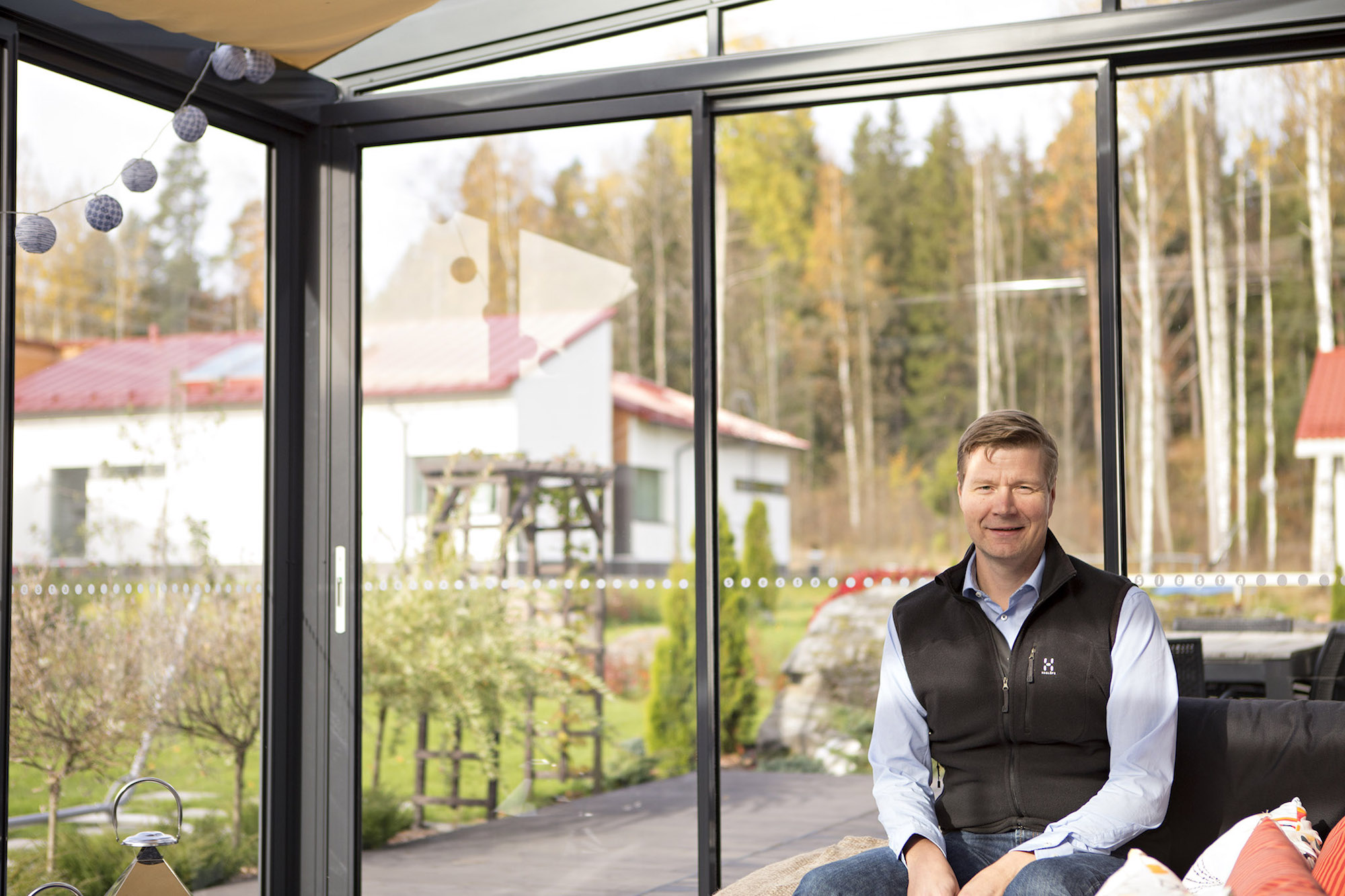 Lasitus mahdollistaa terassin monipuolisen käytön ympäri vuoden ...